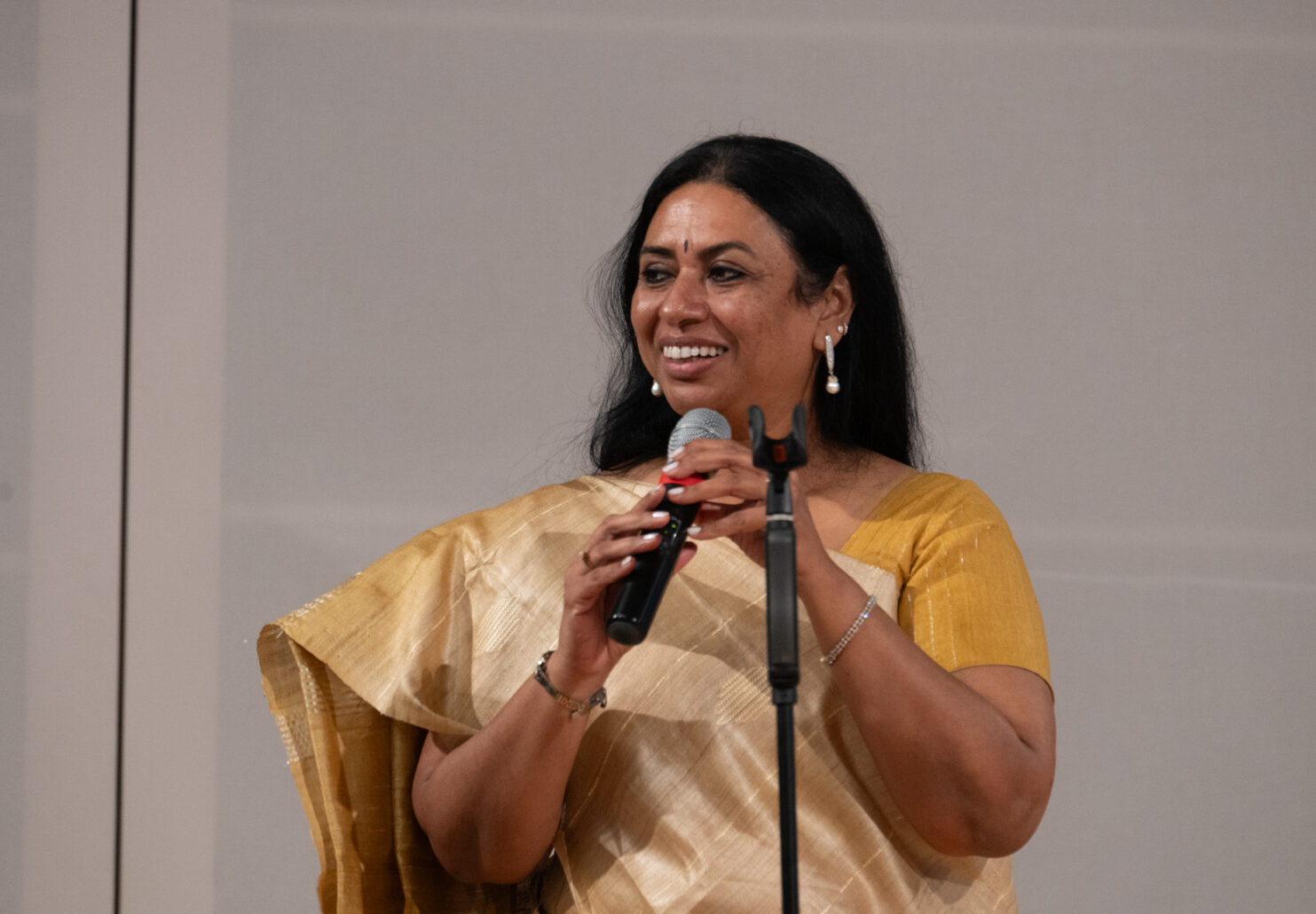 Vinu Aram: dialogue, space for humanity - Movimento dei Focolari